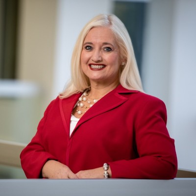 Lisa Paley's email - Owner | Interiors Online | FinalScout