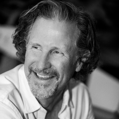 Tom Wallace's email - Managing Director | Ozconnex | FinalScout