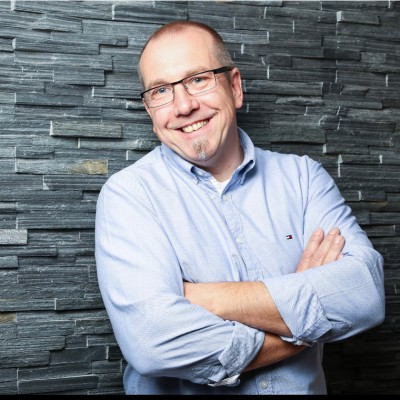 Michael Nette's email | FinalScout