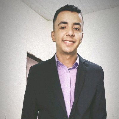 Thiago Silva Ferreira's email - Senior Front-end Developer | Chatchamp | FinalScout